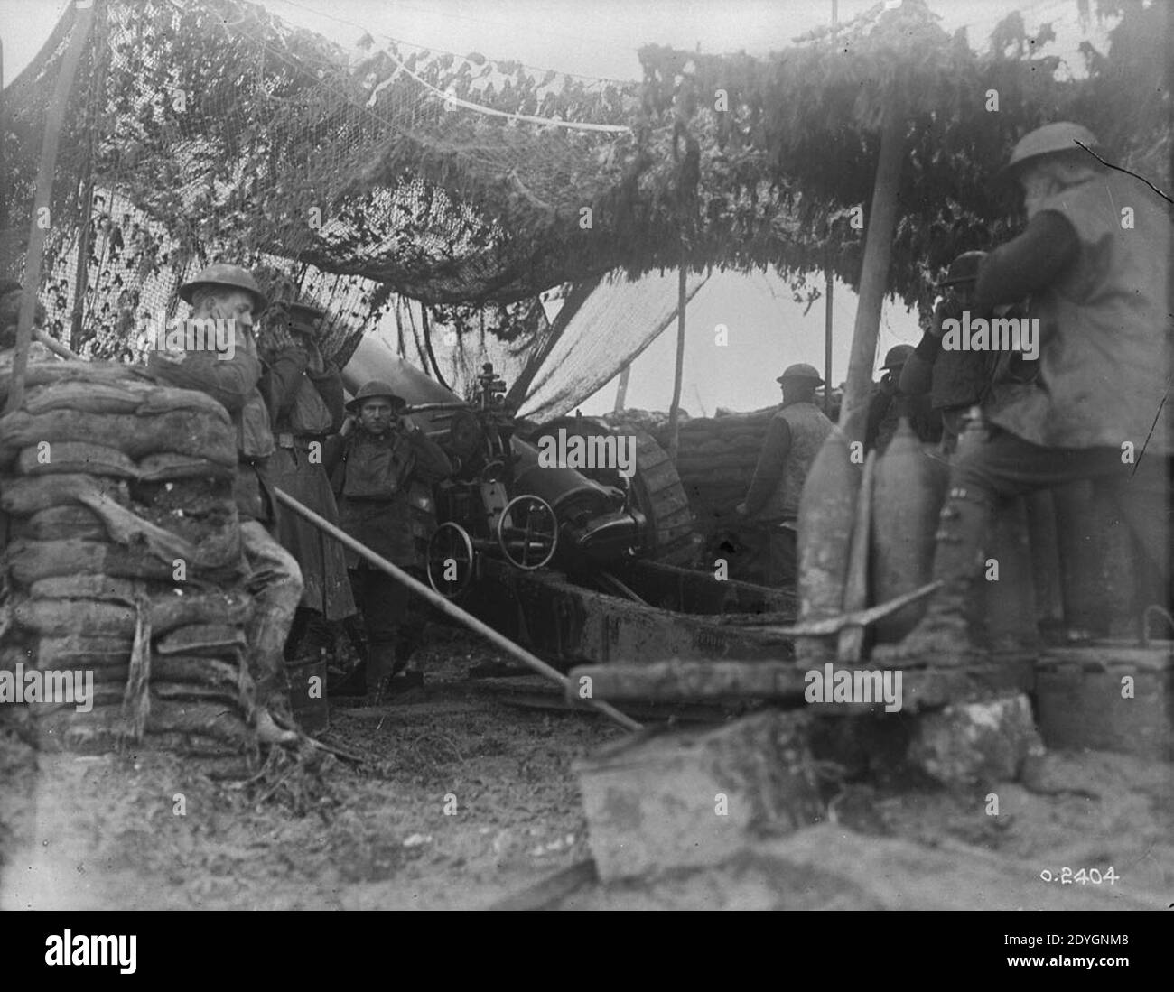 8 inch howitzer -Fotos und -Bildmaterial in hoher Auflösung – Alamy