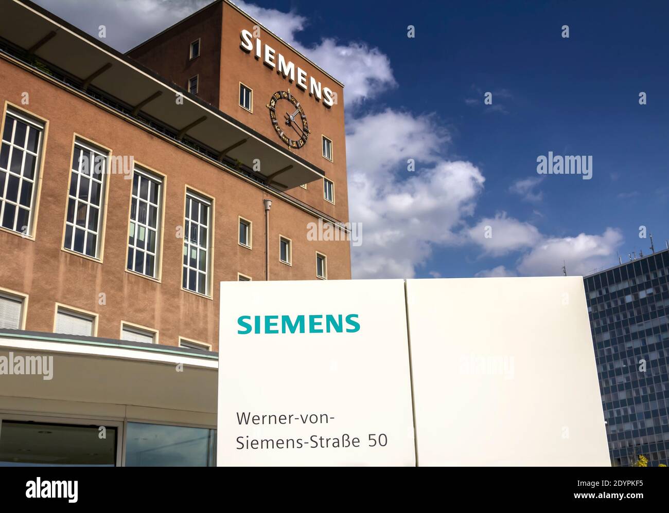 Siemens zeichen -Fotos und -Bildmaterial in hoher Auflösung – Alamy