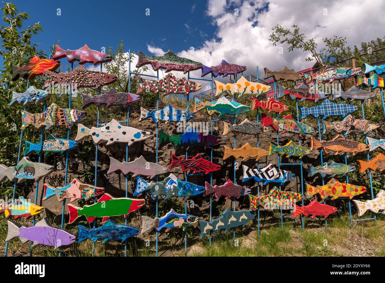 Whitehorse, Kanada. Juni 2018. Öffentliche Kunstinstallation: One Fish ...
