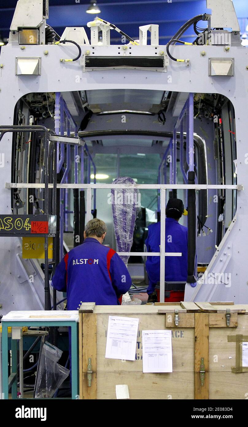 High speed train agv tgv alstom -Fotos und -Bildmaterial in hoher ...