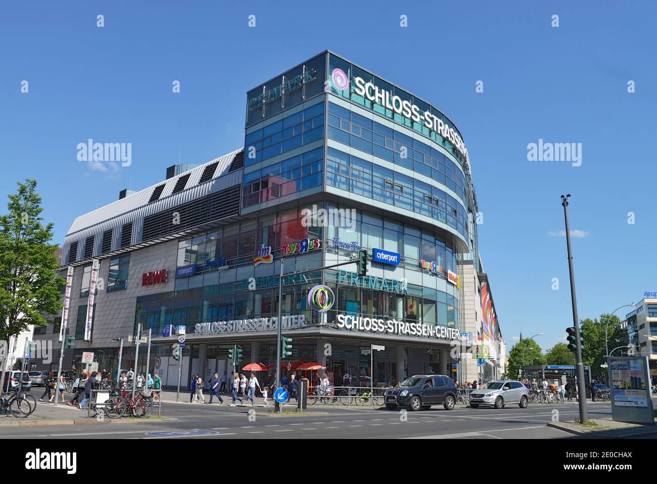 Shopping mall berlin steglitz schloss -Fotos und -Bildmaterial in hoher ...