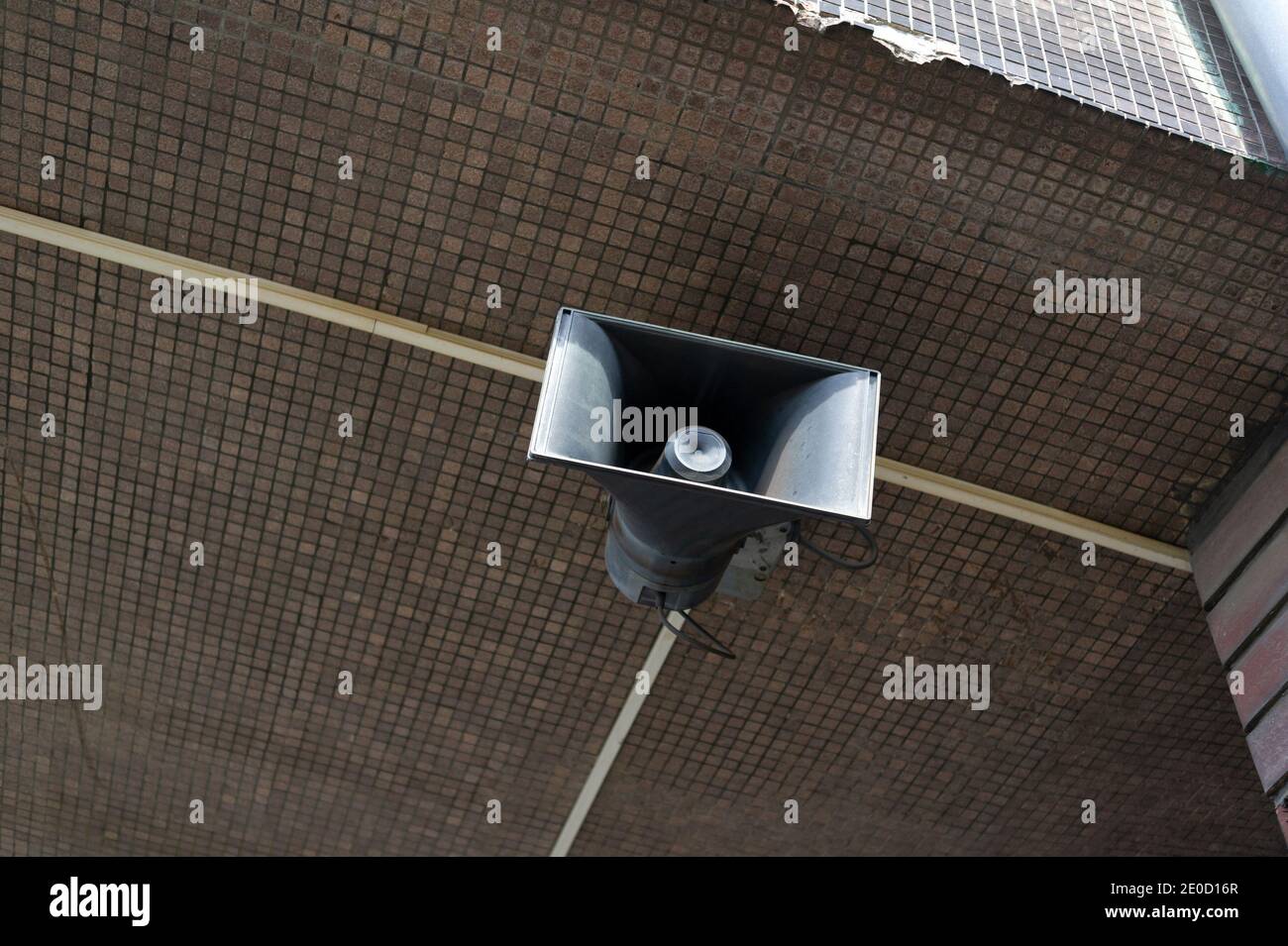 Lauter ton -Fotos und -Bildmaterial in hoher Auflösung – Alamy