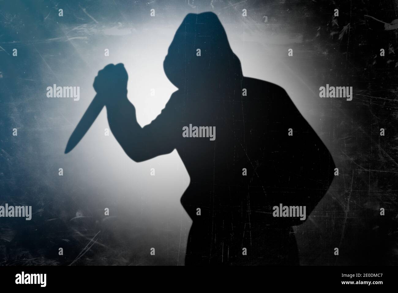 Man holding knife silhouette -Fotos und -Bildmaterial in hoher ...