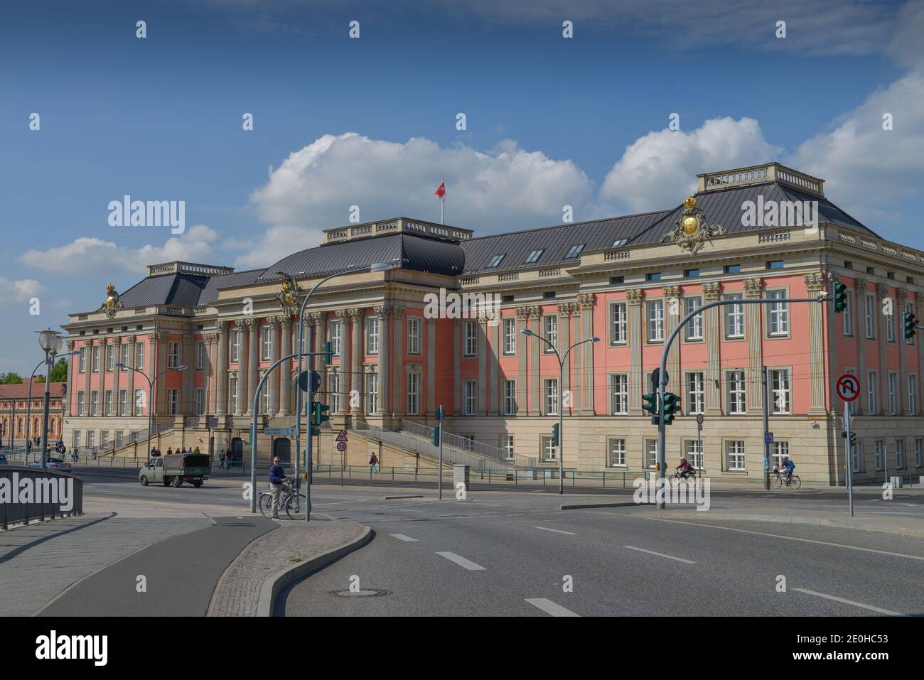 Landtag brandenburg -Fotos und -Bildmaterial in hoher Auflösung – Alamy