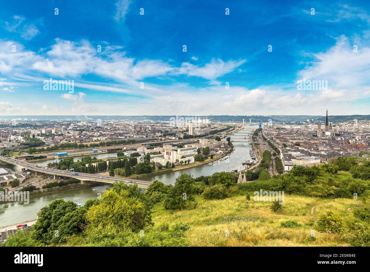 Aerial view of rouen -Fotos und -Bildmaterial in hoher Auflösung – Alamy