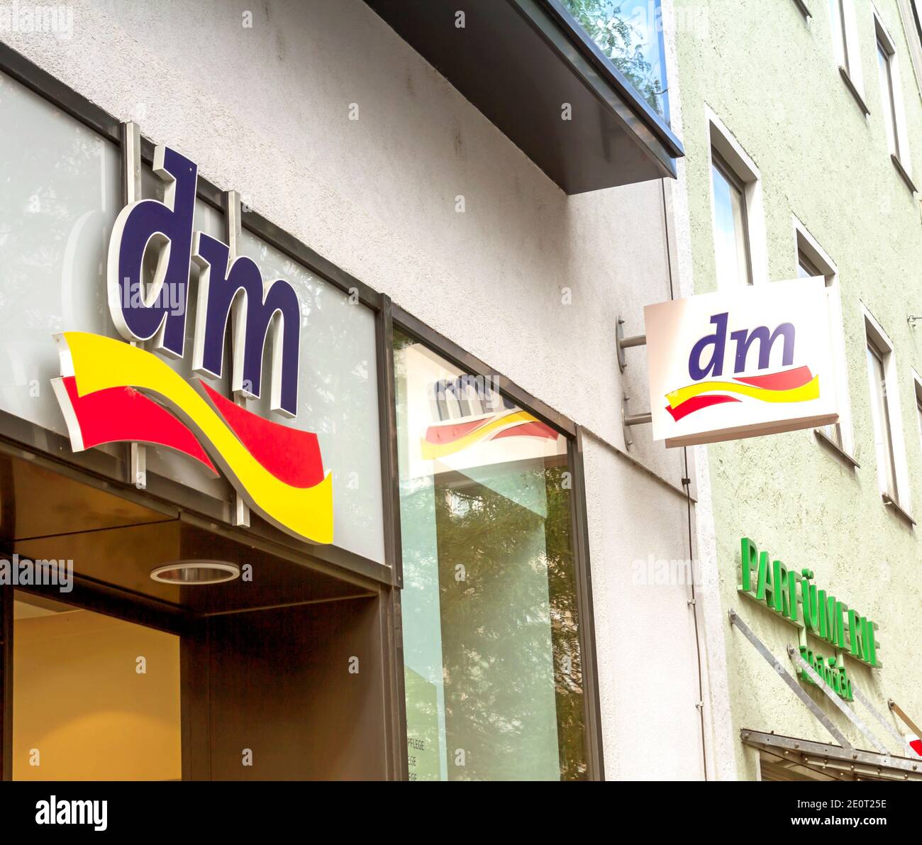 Dm Shop Logo Stockfotos und -bilder Kaufen - Alamy