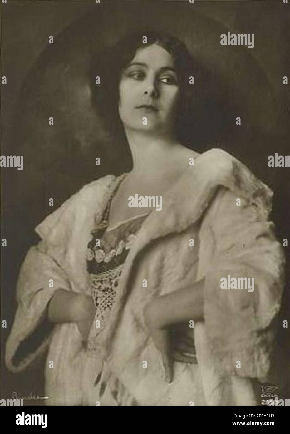 Lil dagover -Fotos und -Bildmaterial in hoher Auflösung – Alamy