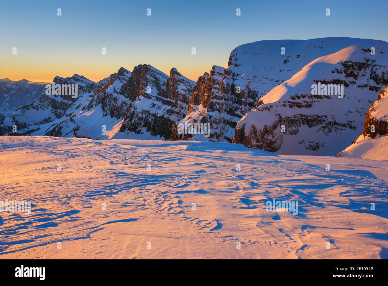 Churfirsten panorama -Fotos und -Bildmaterial in hoher Auflösung – Alamy