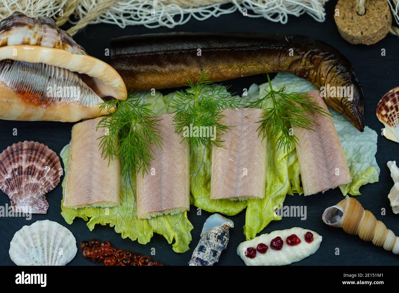 Aal räucherei -Fotos und -Bildmaterial in hoher Auflösung – Alamy