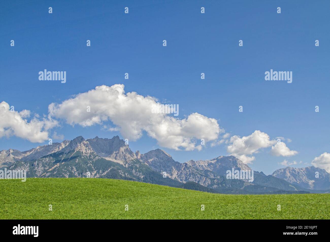 Saalfelden vom steinernen meer -Fotos und -Bildmaterial in hoher ...