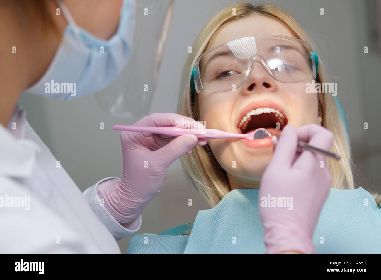 Medizinische Aufhellung Stockfotos und -bilder Kaufen - Alamy