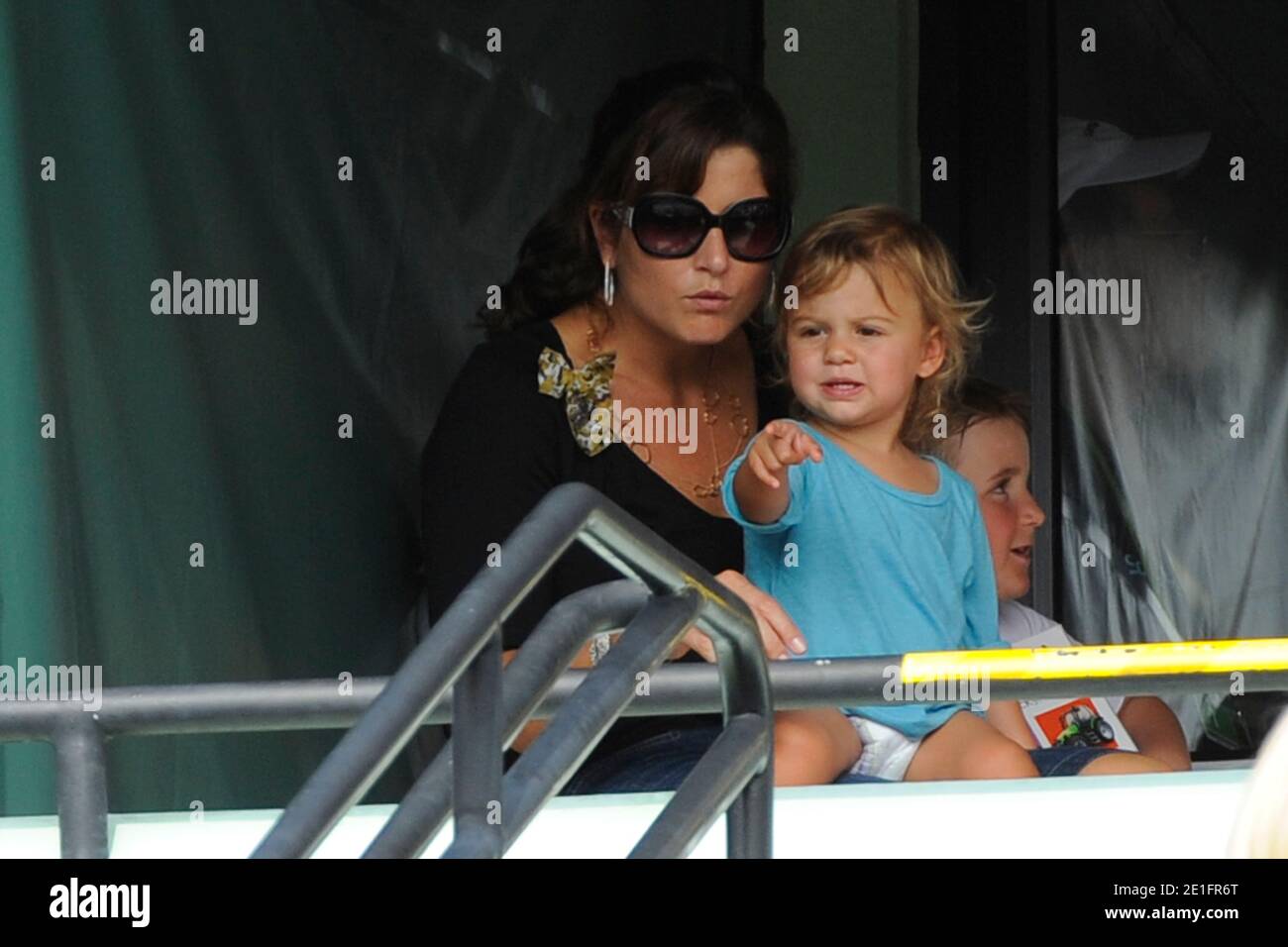 Mirka federer wife roger federer -Fotos und -Bildmaterial in hoher ...