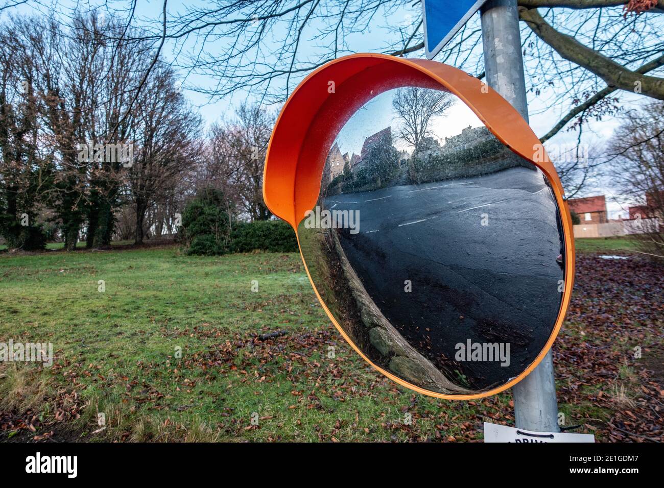 Verwunderlich Spiegel Toter Winkel Fotos