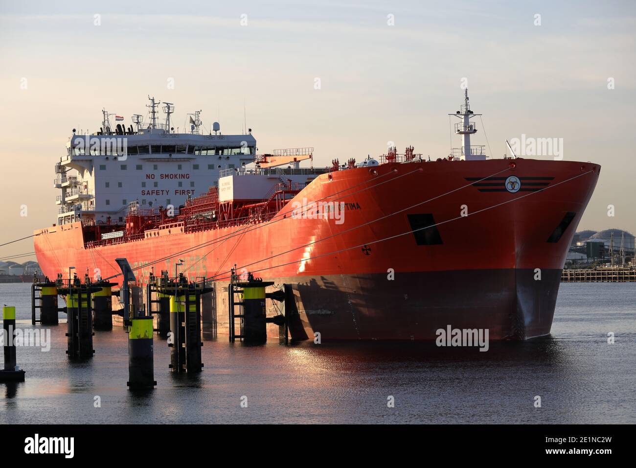 Bogen optima -Fotos und -Bildmaterial in hoher Auflösung – Alamy