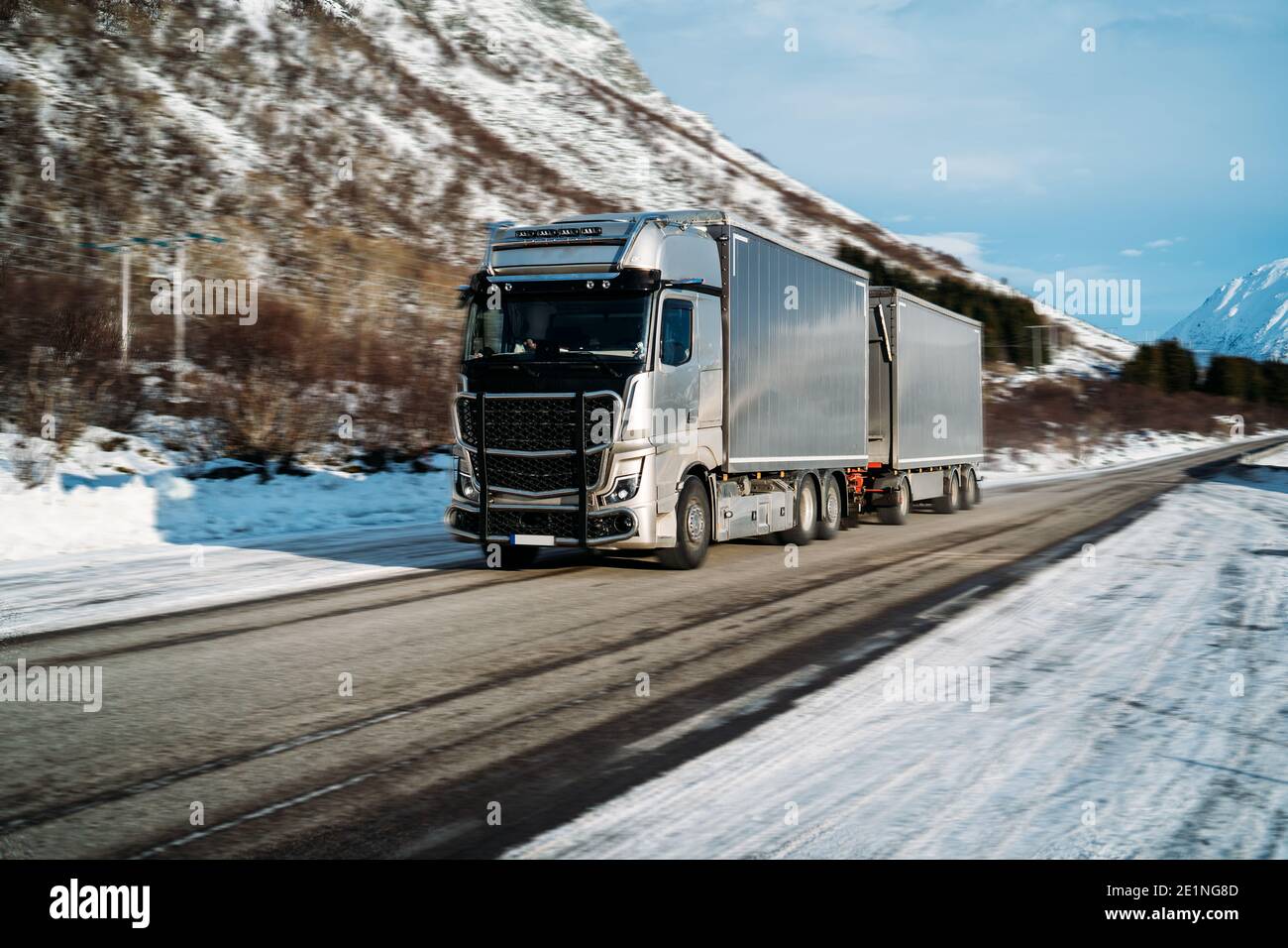 Winterdienst autobahn -Fotos und -Bildmaterial in hoher Auflösung – Alamy