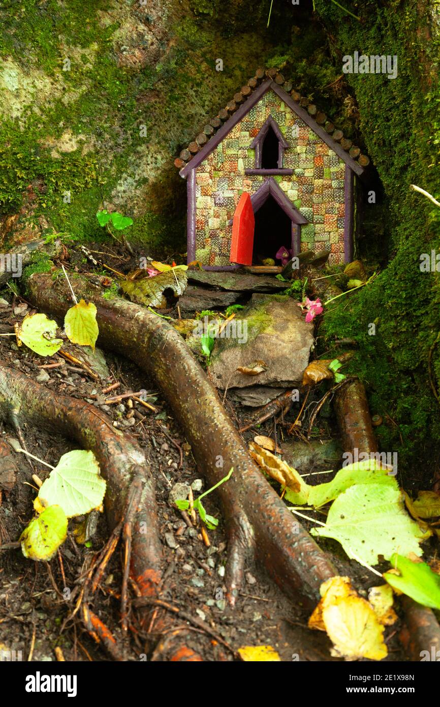Feenhaus irland -Fotos und -Bildmaterial in hoher Auflösung – Alamy