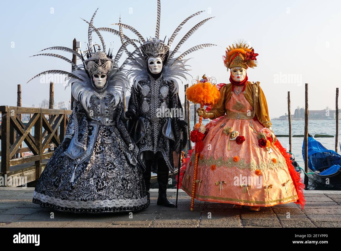 Venedig karneval masken -Fotos und -Bildmaterial in hoher Auflösung – Alamy