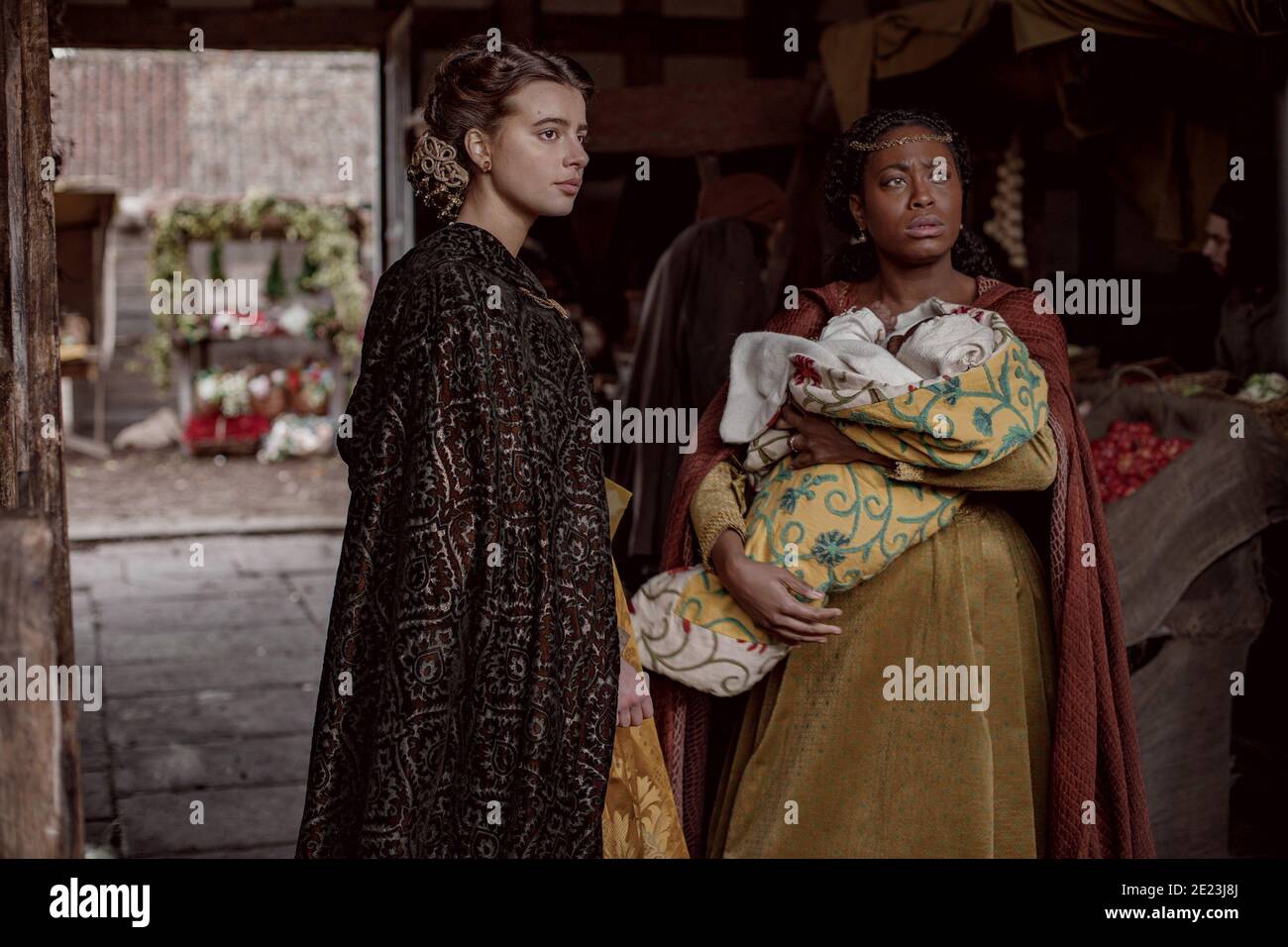 DIE SPANISCHE PRINZESSIN, von links: Nadia Parkes, Stephanie Levi-John ...