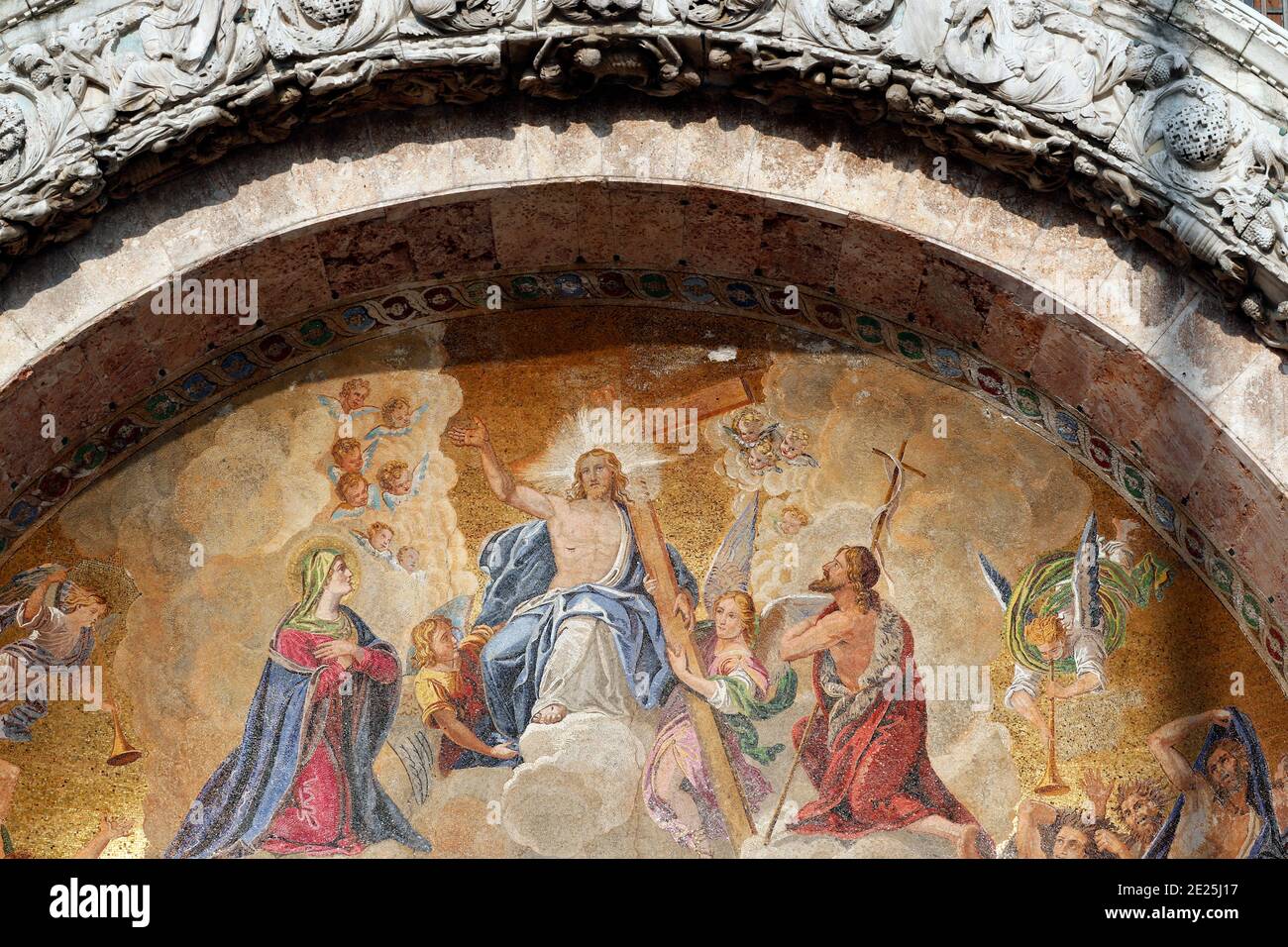 Resurrection jesus mosaic -Fotos und -Bildmaterial in hoher Auflösung – Alamy