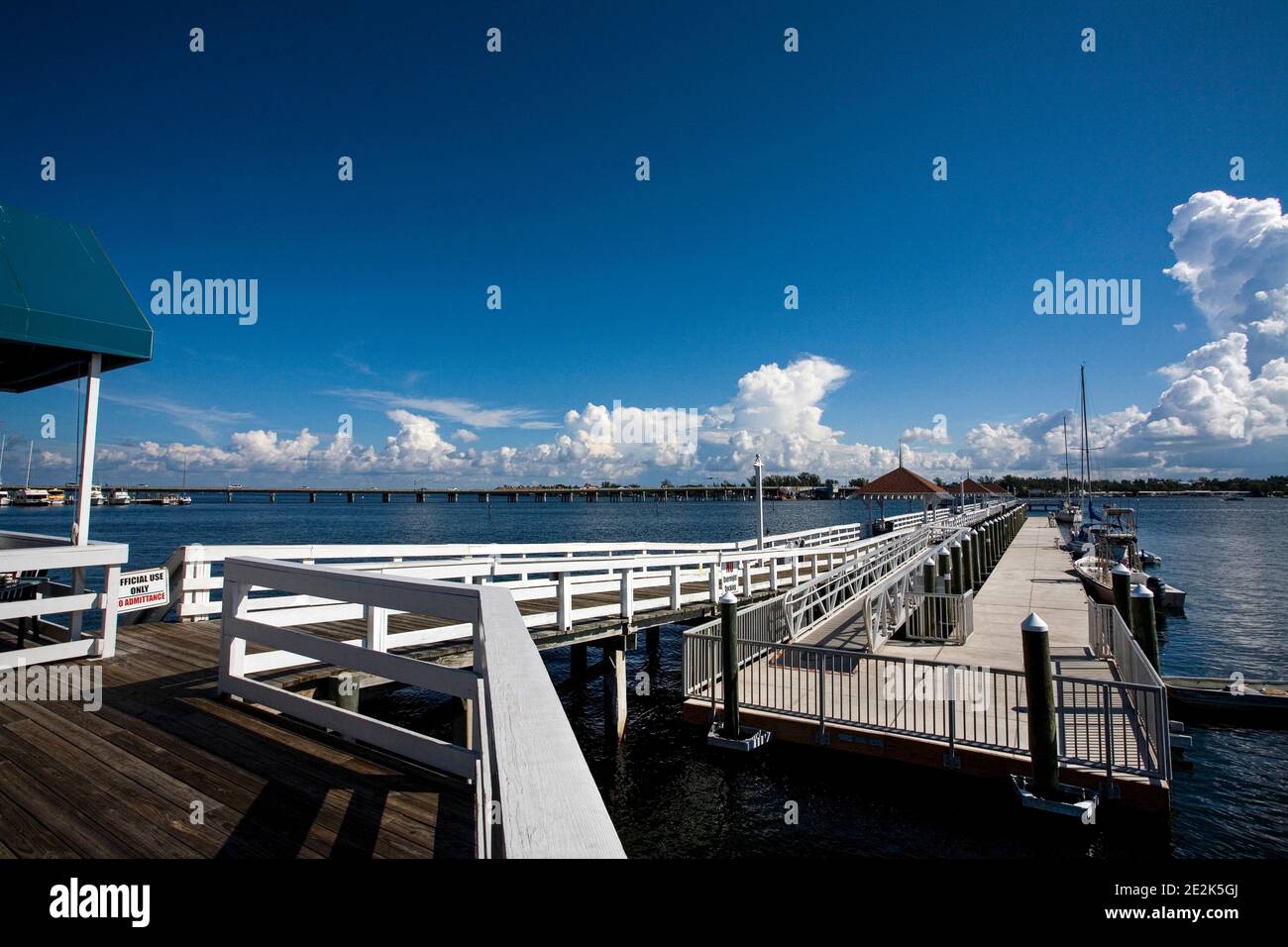 Bradenton Beach Pier auf Anna Maria Island, Florida Stockfotografie - Alamy
