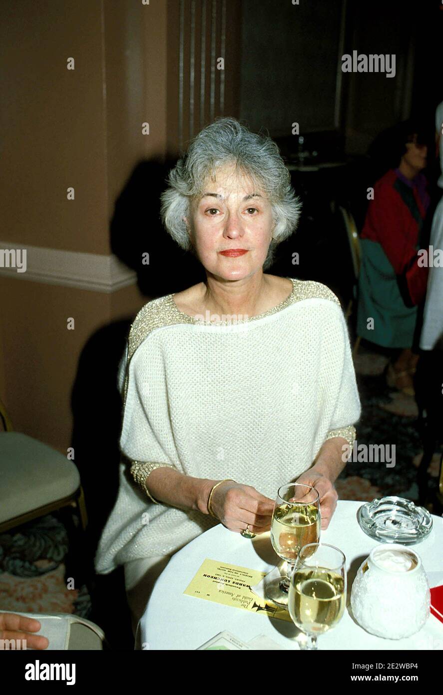 Bea arthur -Fotos und -Bildmaterial in hoher Auflösung – Alamy