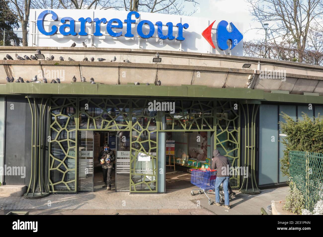 Carrefour logo -Fotos und -Bildmaterial in hoher Auflösung - Seite 3 ...