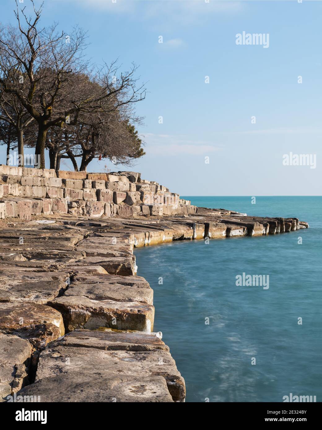 Promontory of lake michigan -Fotos und -Bildmaterial in hoher Auflösung ...