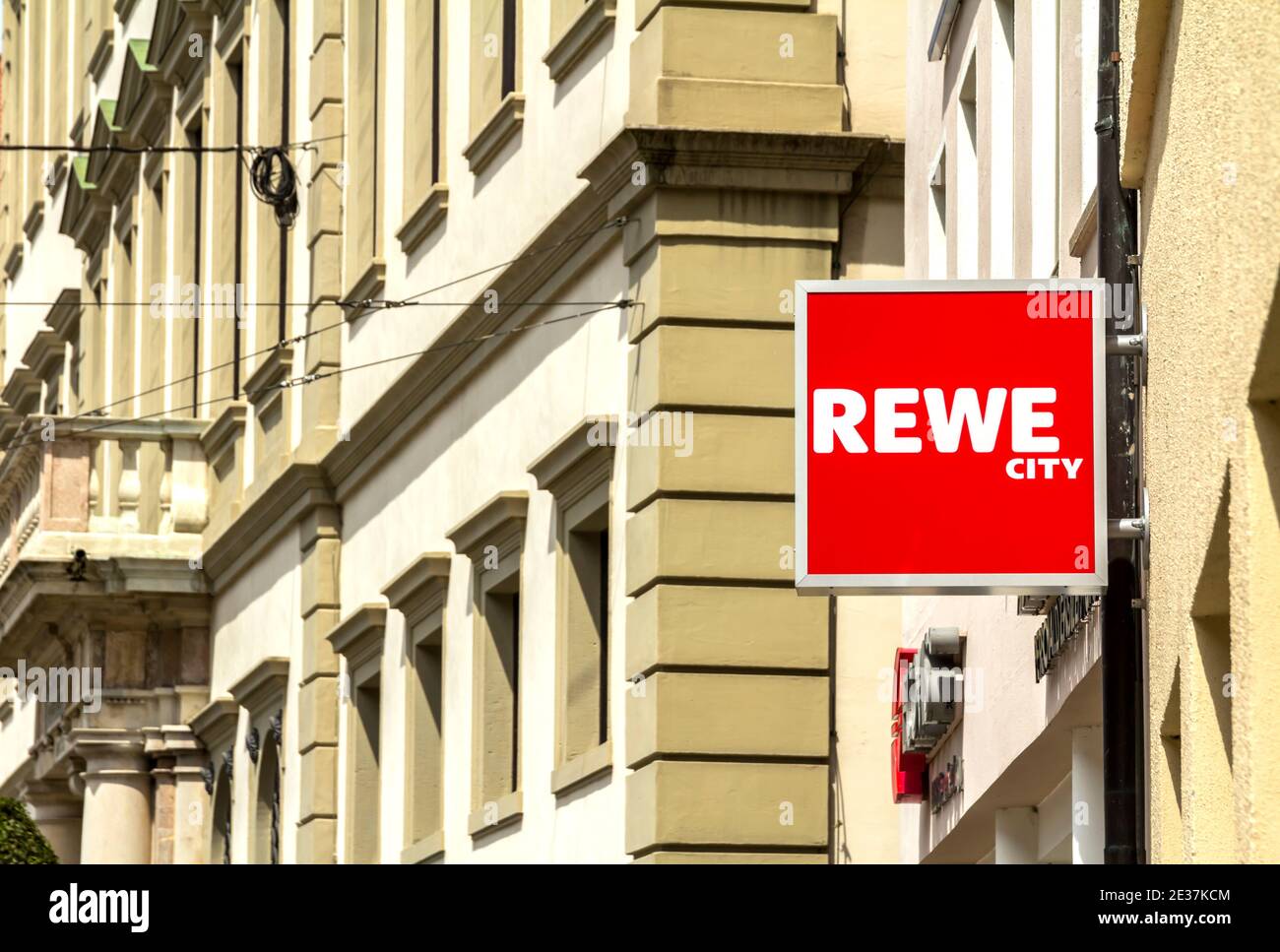 Rewe gruppe -Fotos und -Bildmaterial in hoher Auflösung – Alamy