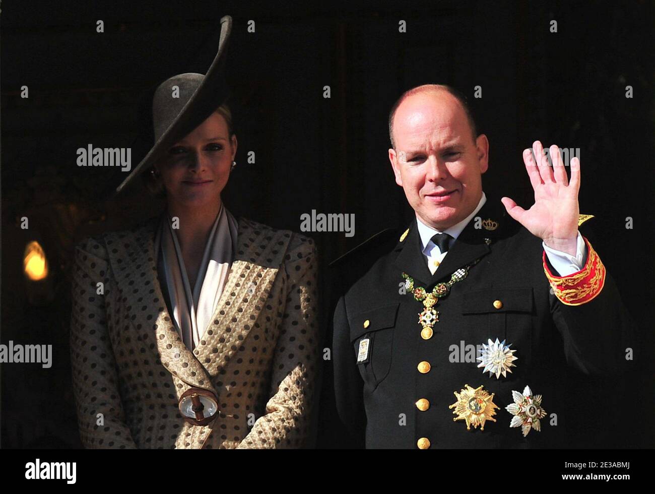 HSH der Prinz Albert II. Von Monacos Verlobter Charlene Wittstock und ...