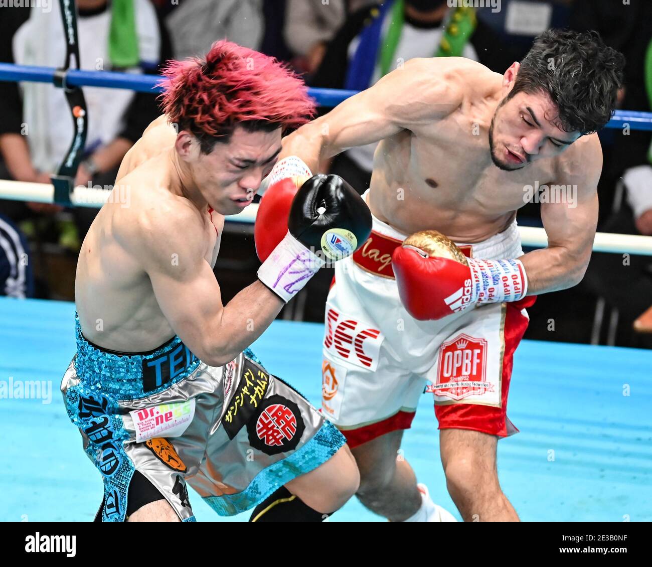 Tokio, Japan. Januar 2021. (L-R) Ryota Toyoshima, Riku Nagahama Boxen ...