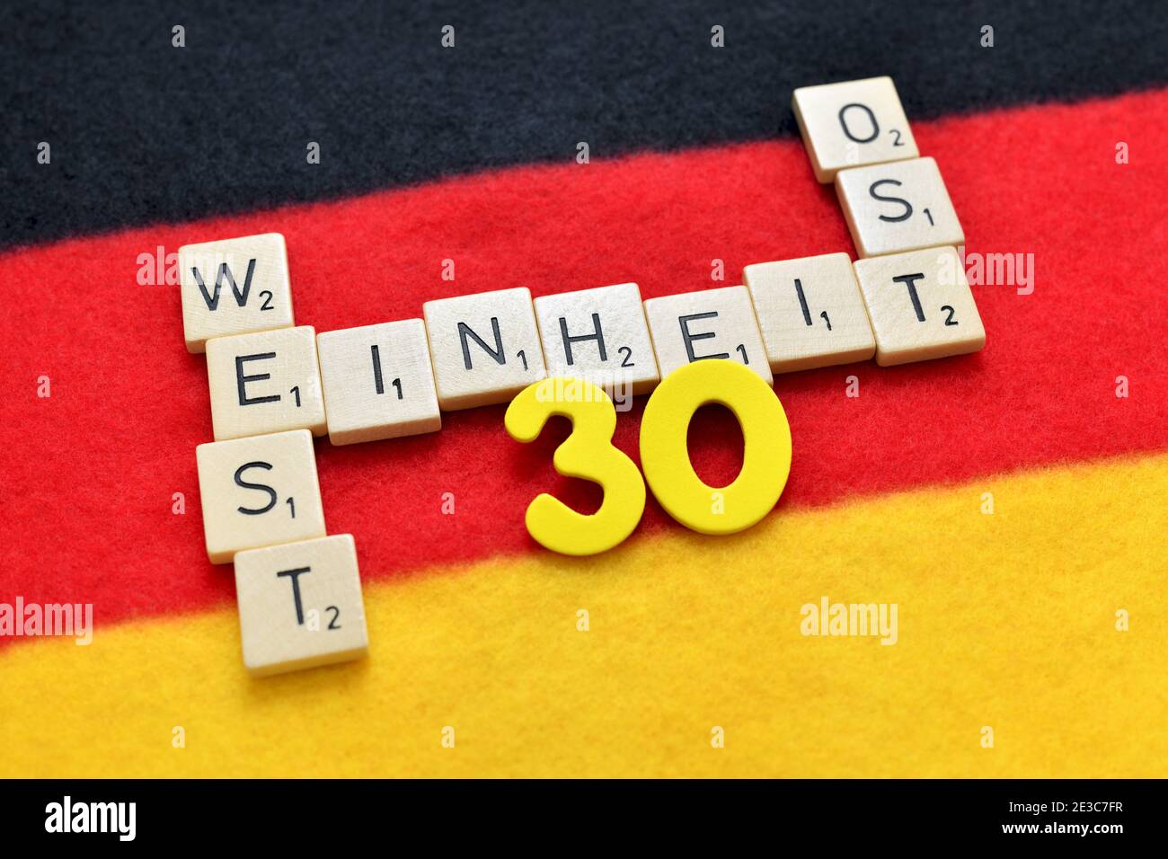 Ddr schriftzug Stockfotos und -bilder Kaufen - Seite 2 - Alamy