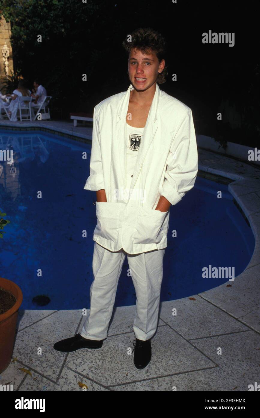 Corey Haim 1987 Quelle: Ralph Dominguez/MediaPunch Stockfotografie - Alamy