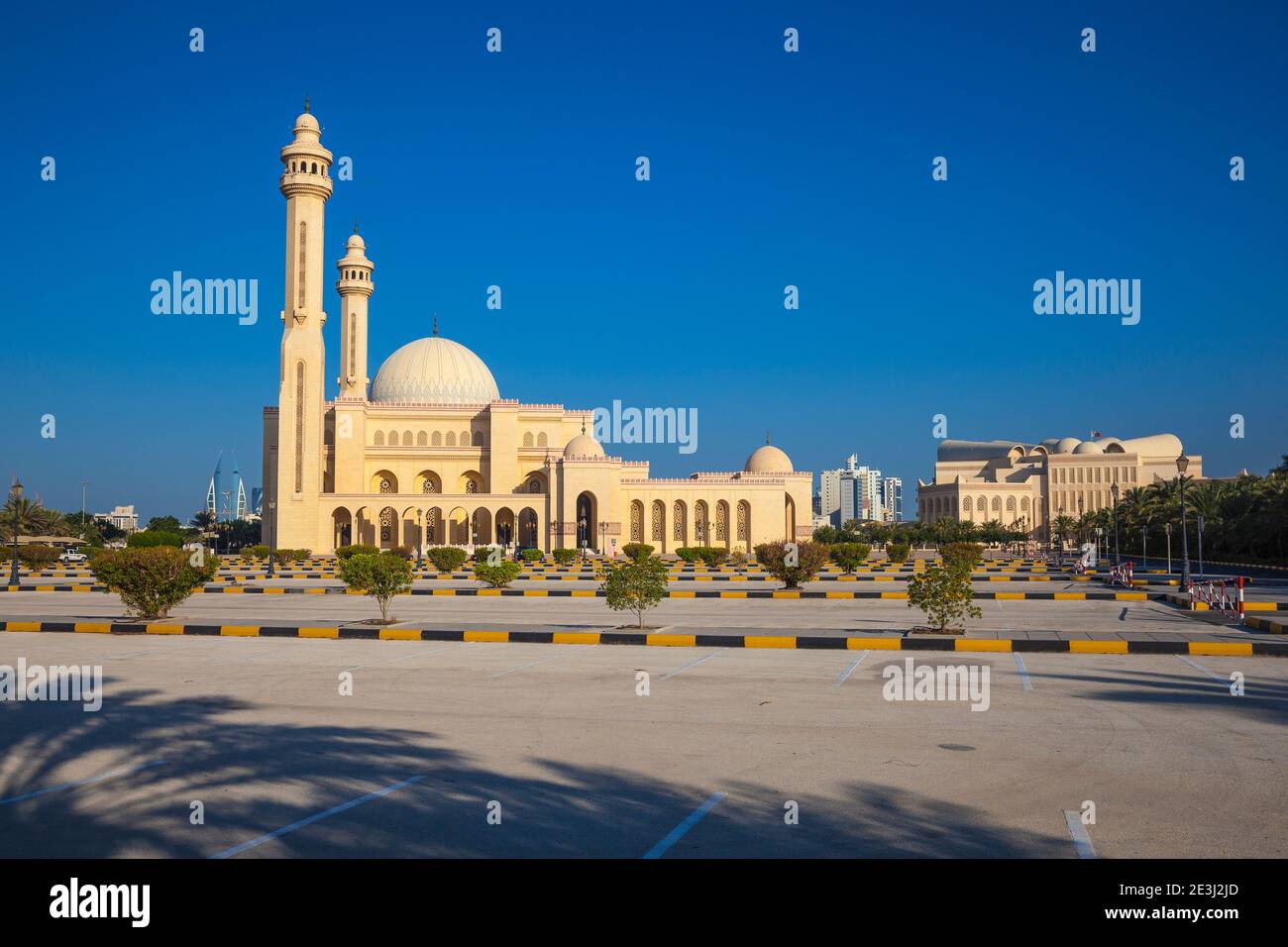 Bahrain juffair -Fotos und -Bildmaterial in hoher Auflösung – Alamy