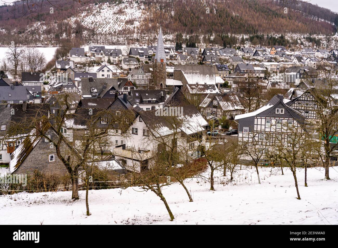 Hochsauerlandkreis dorf -Fotos und -Bildmaterial in hoher Auflösung – Alamy