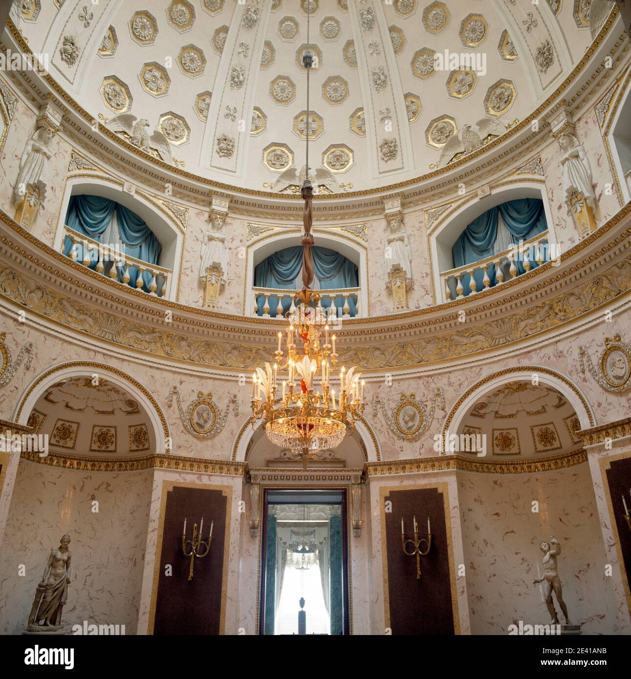Maria saal -Fotos und -Bildmaterial in hoher Auflösung – Alamy