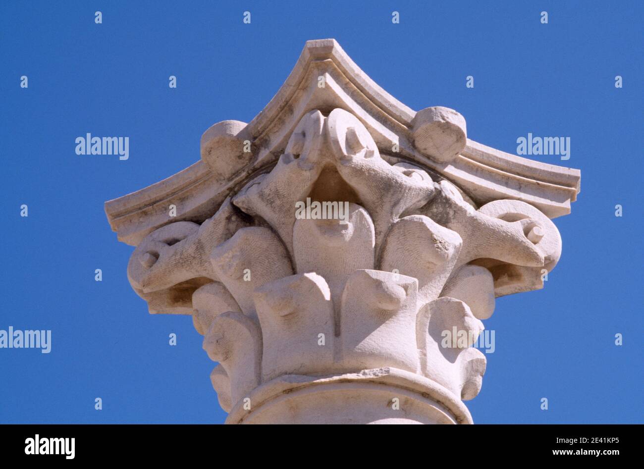Korinthische kapitel -Fotos und -Bildmaterial in hoher Auflösung – Alamy