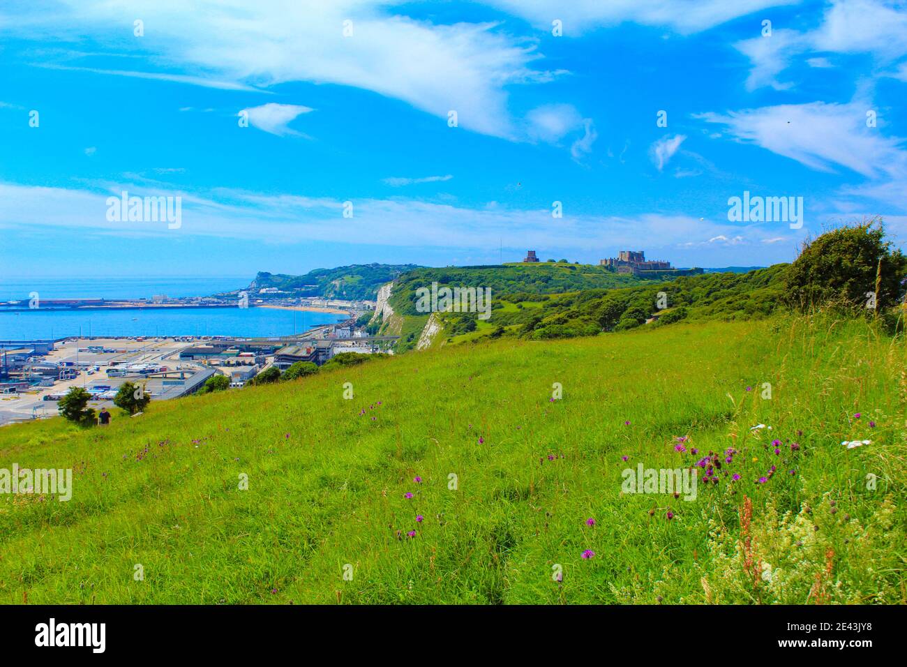 Die White Cliffs of Dover, Teil der North Downs Formation, ist die ...