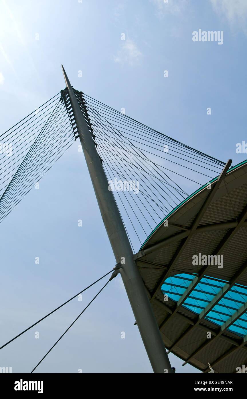 Oldham central metrolink station -Fotos und -Bildmaterial in hoher ...