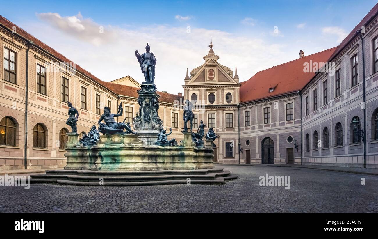 1610 wurde in der Residenz in München der große Wittelsbacher Brunnen errichtet. Hans Krumper ...