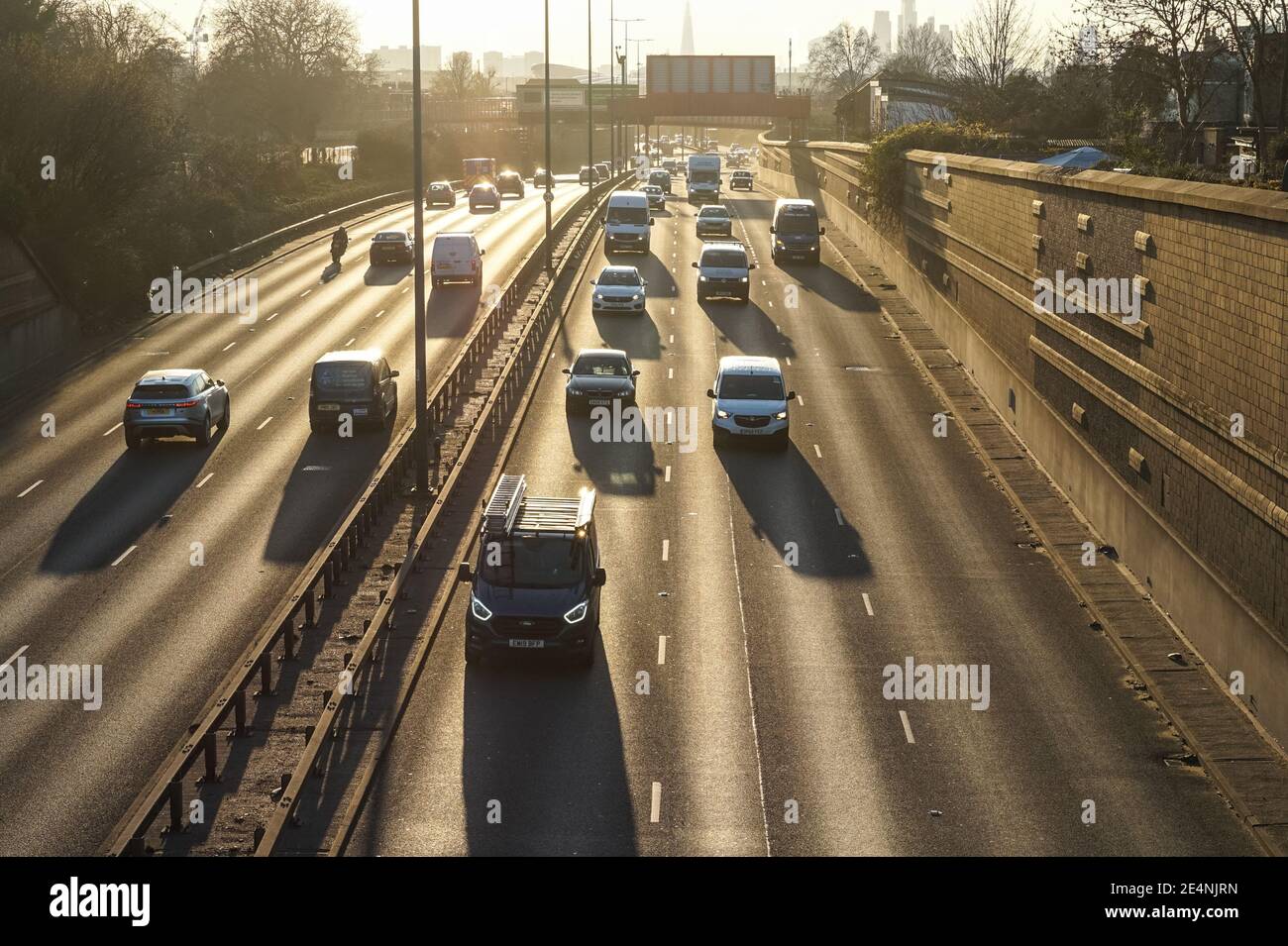 Autobahn a12 -Fotos und -Bildmaterial in hoher Auflösung – Alamy