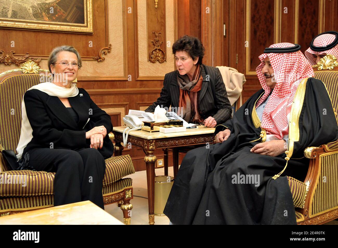 Prinz nayef bin abdulaziz al saud -Fotos und -Bildmaterial in hoher ...