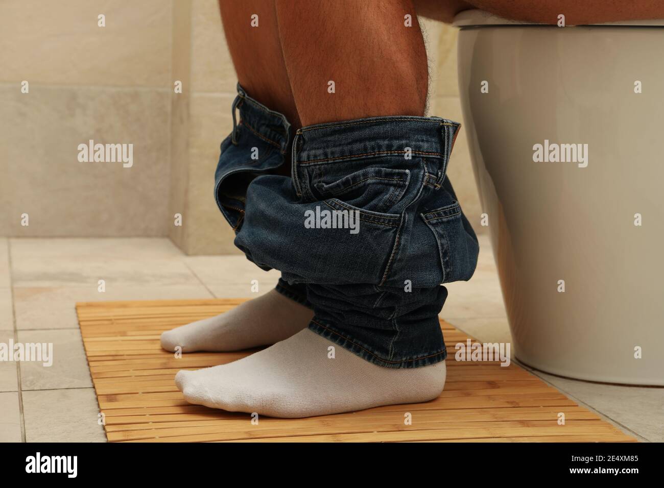 Wc sit -Fotos und -Bildmaterial in hoher Auflösung - Seite 2 - Alamy