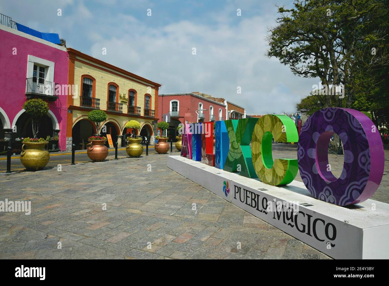 Pueblo magico zeichen -Fotos und -Bildmaterial in hoher Auflösung – Alamy