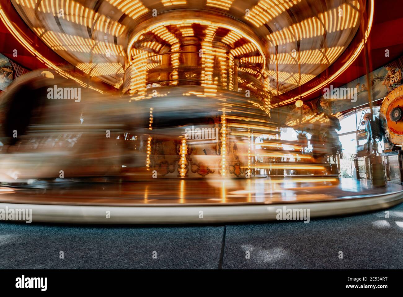 All Das Lustige Karussell Stockfotos und -bilder Kaufen - Alamy