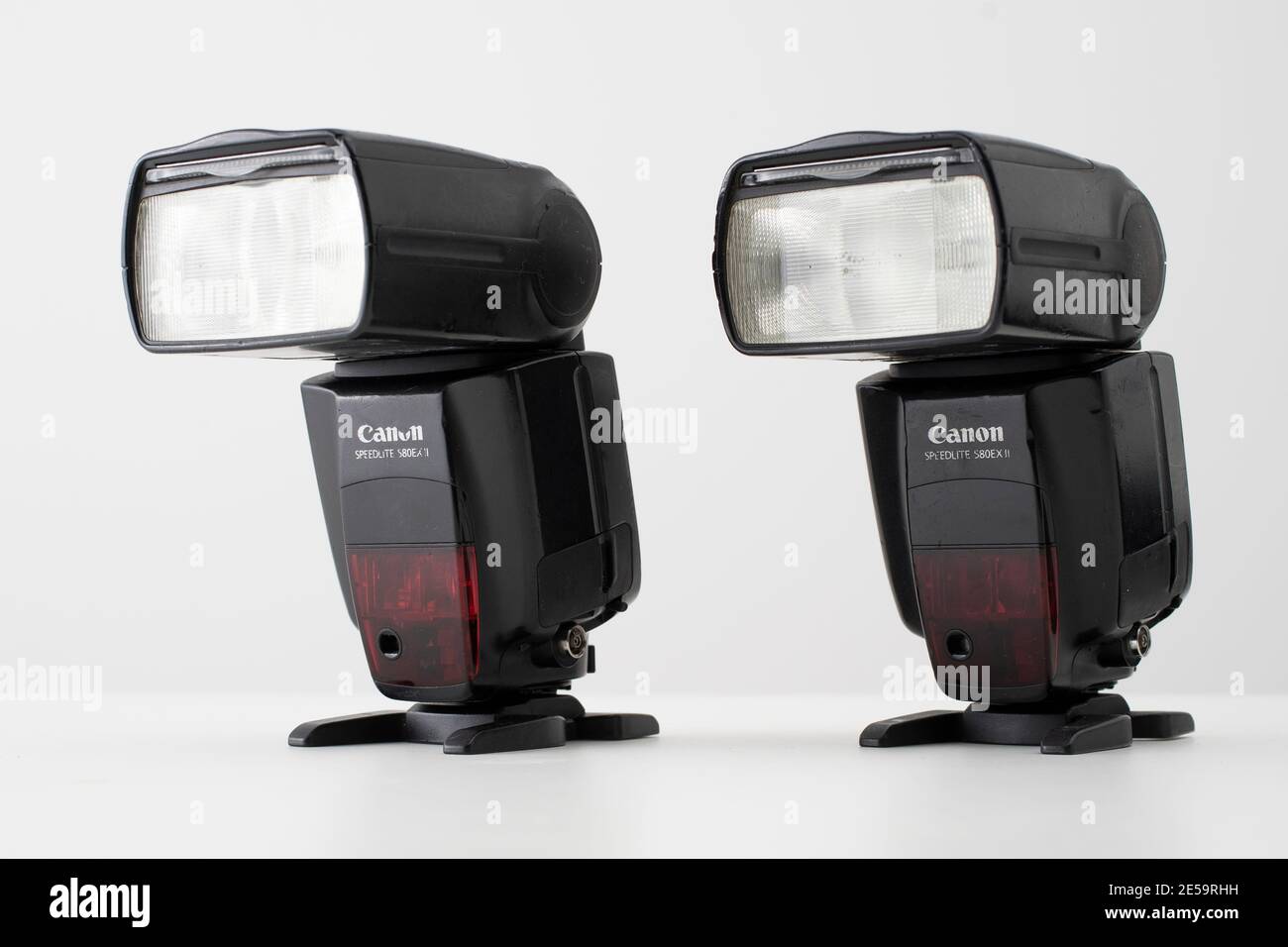 Zwei kanonen 580ex ii -Fotos und -Bildmaterial in hoher Auflösung – Alamy