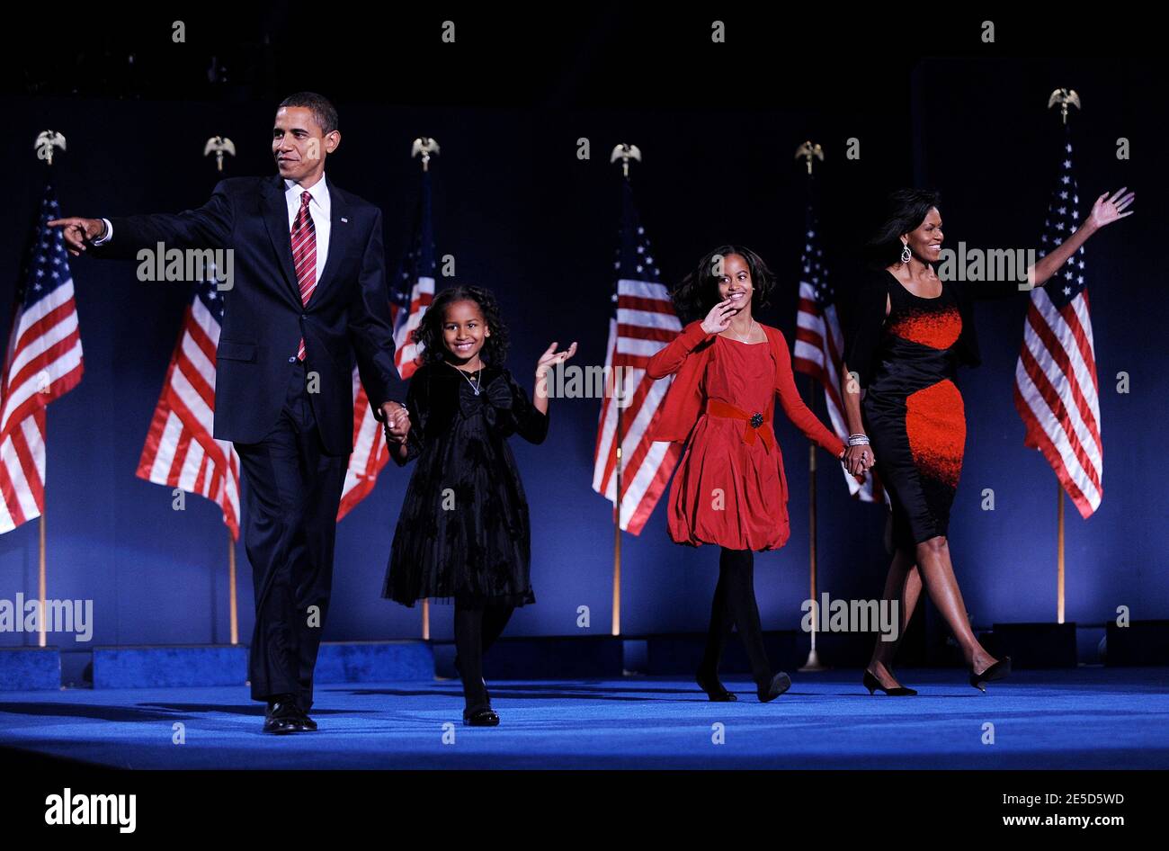 Der designierte Präsident Barack Obama, seine Frau Michelle und ihre ...