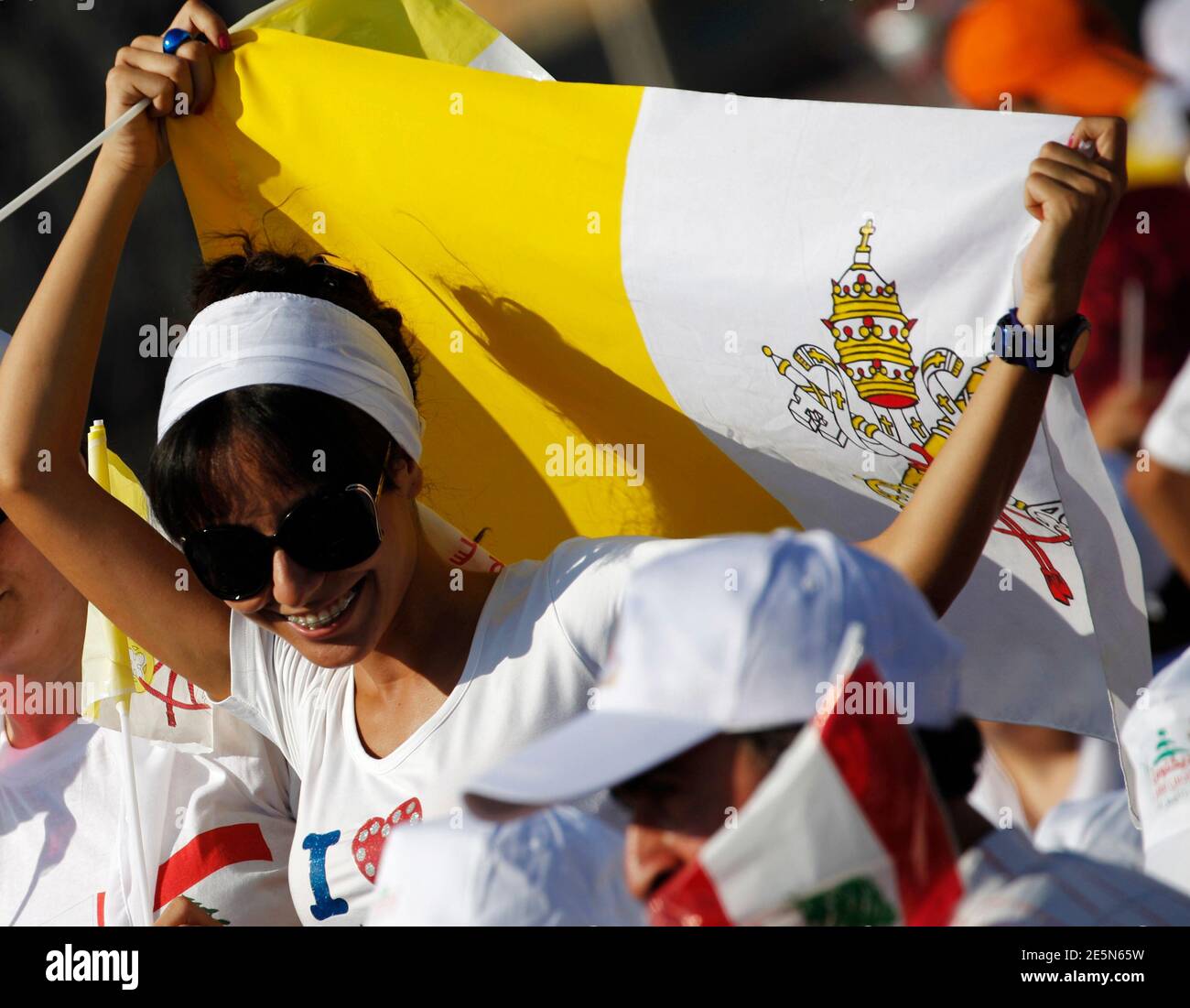 Libanon vatikan flagge -Fotos und -Bildmaterial in hoher Auflösung – Alamy