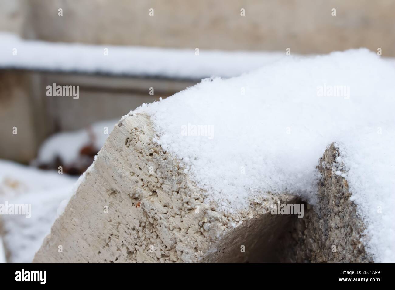 Blockpflaster mit eis -Fotos und -Bildmaterial in hoher Auflösung – Alamy
