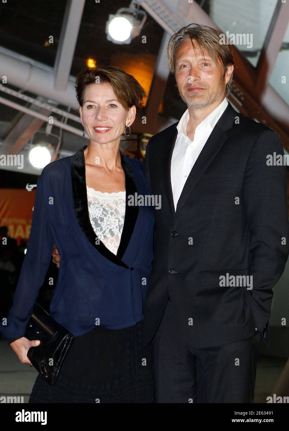 Actor mads mikkelsen wife hanne -Fotos und -Bildmaterial in hoher ...