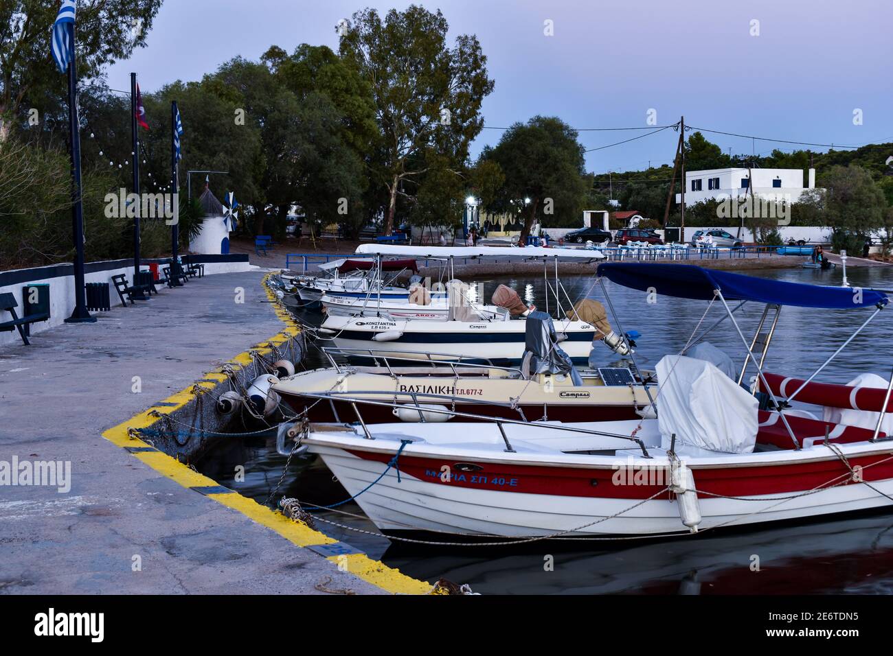 Salamina insel griechenland -Fotos und -Bildmaterial in hoher Auflösung ...